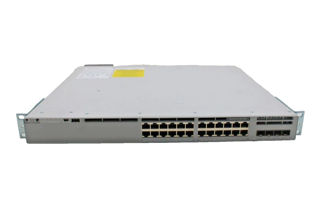 Cisco - C9300L-24P-4X-E Catalyst 9300L gigabit Ethernet Switch 24 Ports Nob