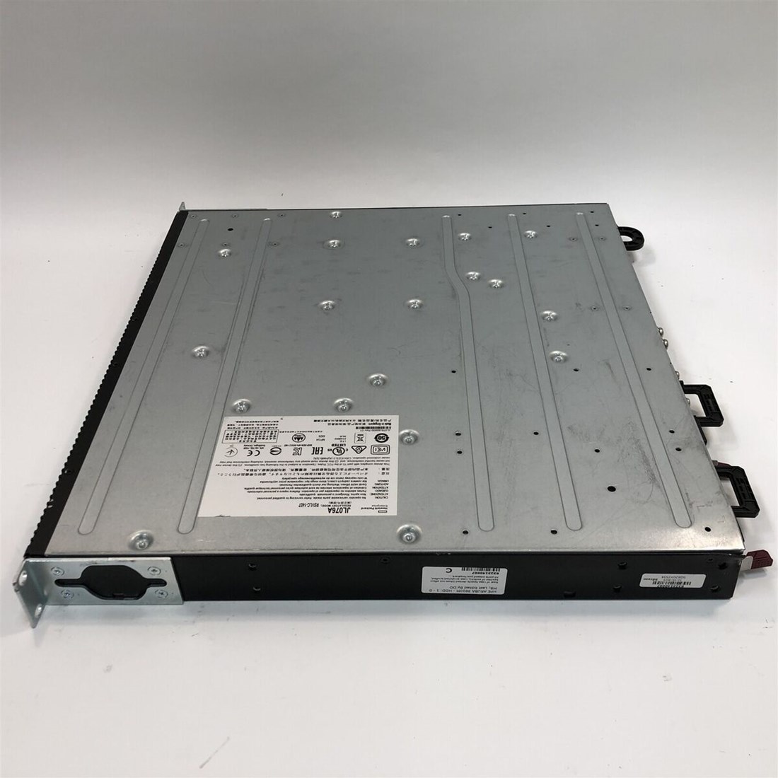 HPE JL076A Aruba 3810M 40G 8 Smart Rate PoE+ 1-slot Switch f/s