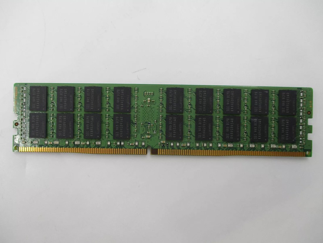 Samsung M393A2G40EB1-CRC0Q 16GB PC4-19200 DDR4-2400Mbps 2RX4 ECC Memory