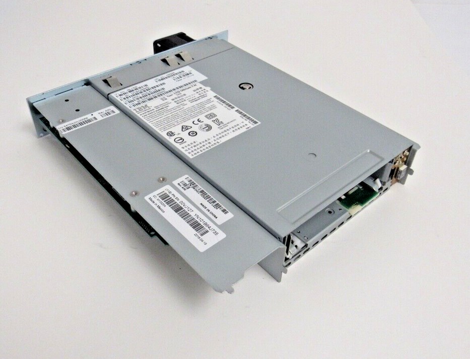 IBM 3573-8447 15TB LTO-7 SAS HH Tape Drive