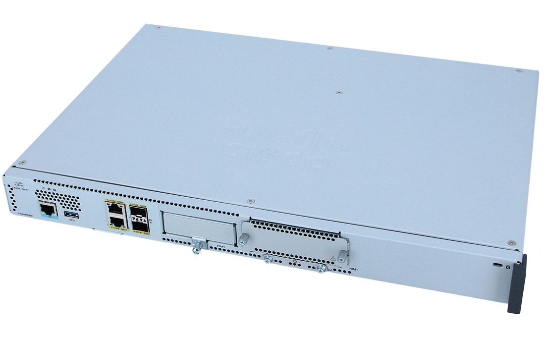 Cisco Catalyst C8200L-1N-4T Router