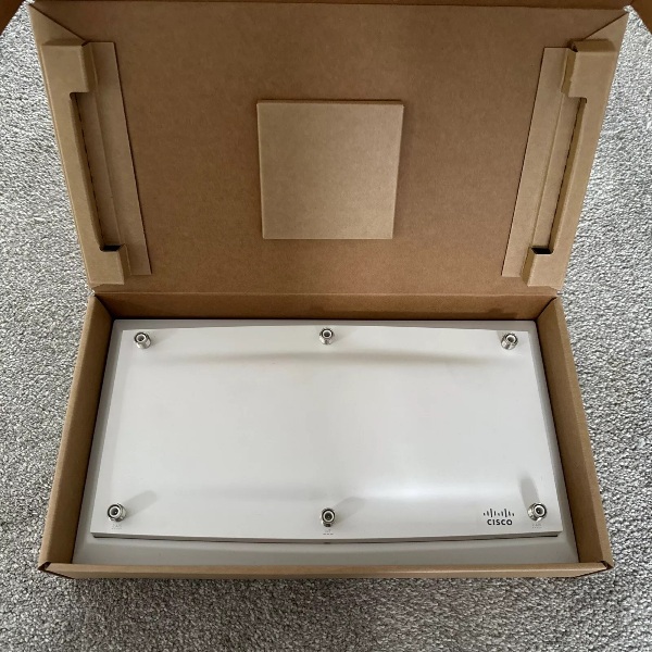 Meraki MR46E-HW Wireless Access Point - Wi-Fi 6 - Cloud-Managed