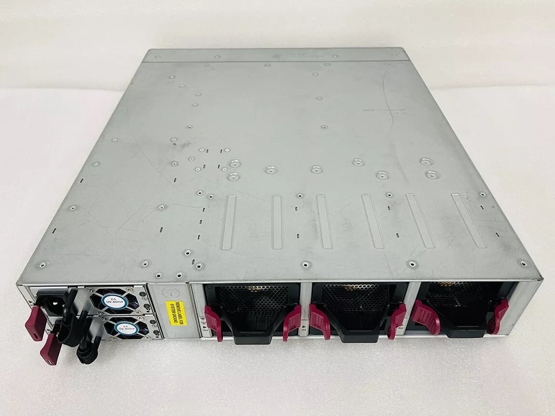 Cisco 8102-64H-O 8000 Series 8102 Router - Rack-mountable