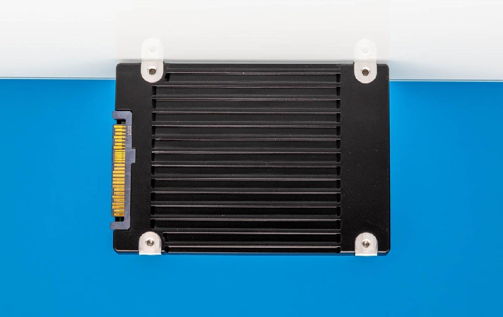 SOLIDIGM SB5PH27X019T001 D7-PS1010 1.92TB 2.5inch PCIe 5.0 x4 V7 TLC ...