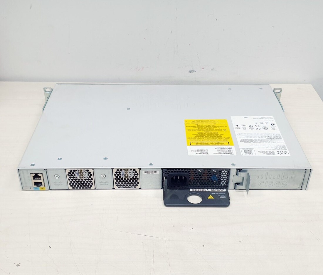 Cisco C9200L-24P-4G-E Catalyst 9200L L3 Switch 24 PoE+ Ethernet Ports Ref